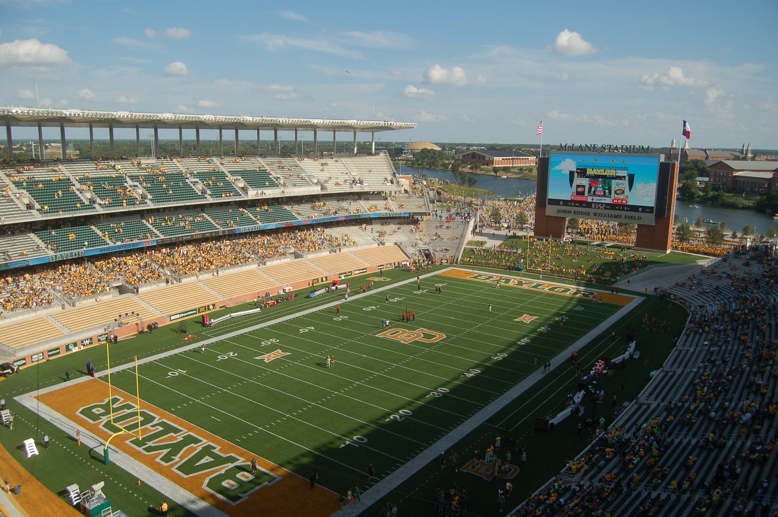 Coleman 4 TD catches, No. 4 Baylor beats off FCS Lamar 66-31 | kvue.com