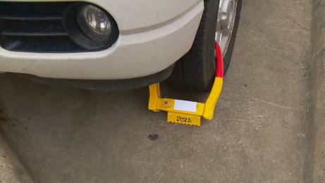 Accusations fly in illegal car booting case in Austin | khou.com