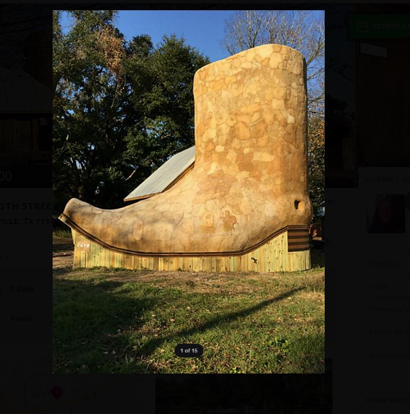 Everything's Big in Texas: Like This Cowboy Boot-Shaped House For Rent ...
