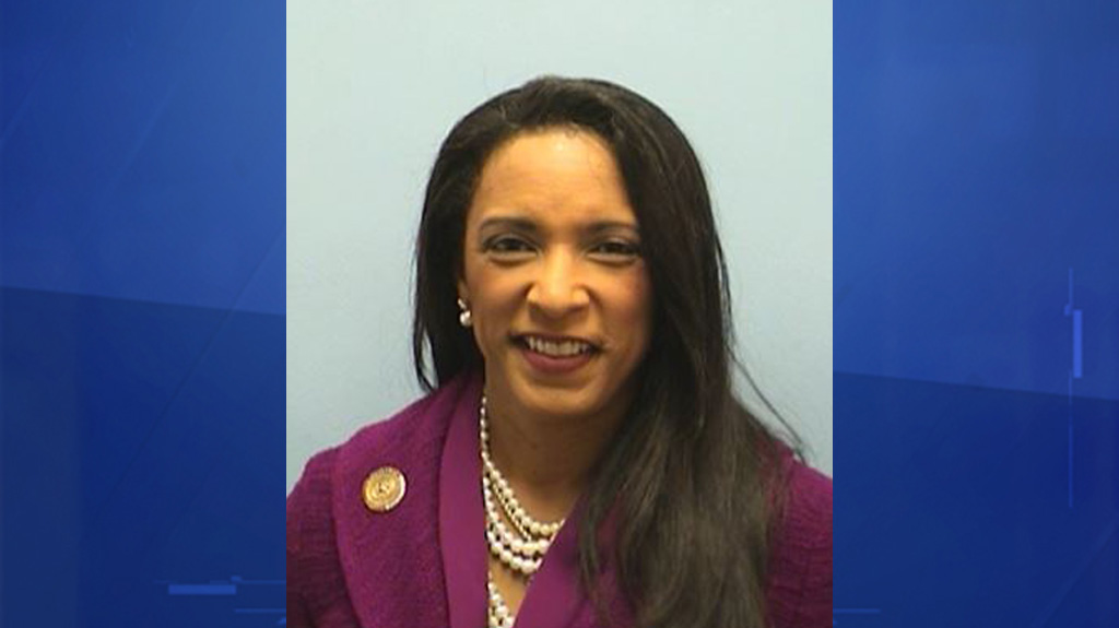 Trial date set for Dawnna Dukes corruption trial | kvue.com
