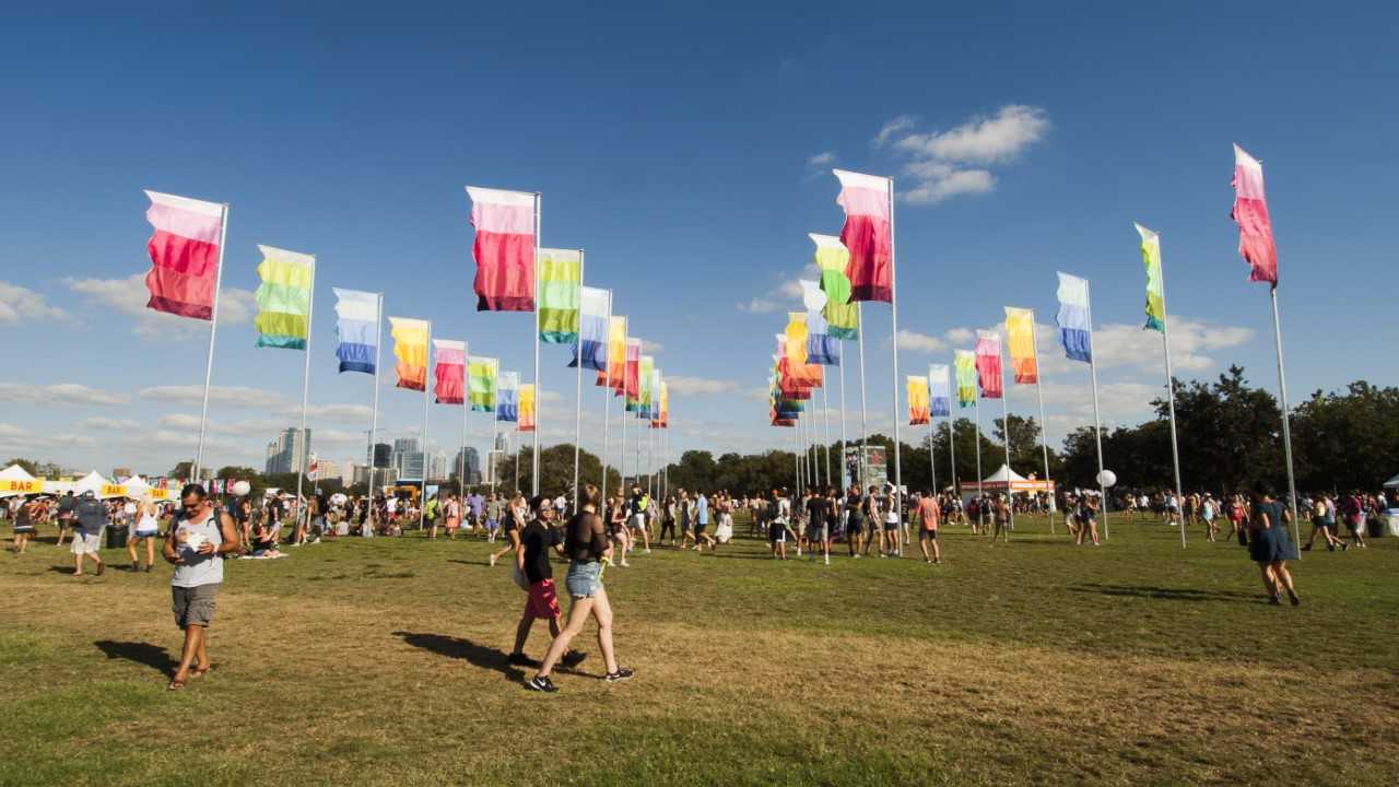 Salt Bae, Leo DiCaprio and O.J. Simpson make appearance at ACL Fest ...